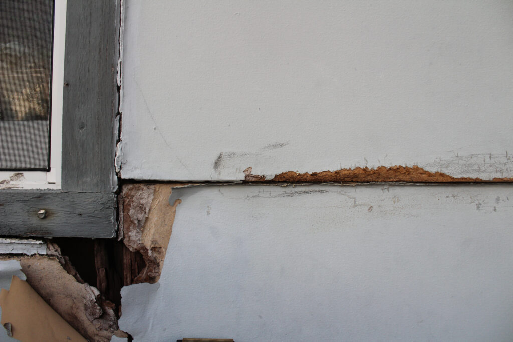 14 Signs of Siding Damage | My Home Pros