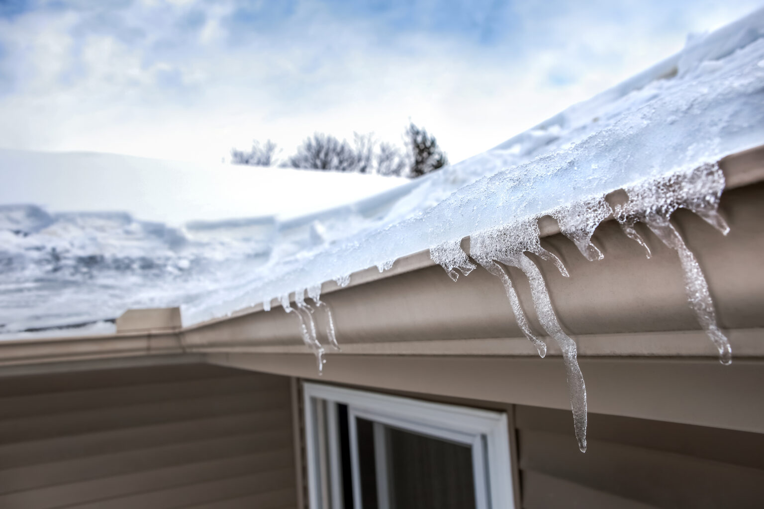 How to Prevent and Fix Ice Dams on Your Roof | MyHomePros